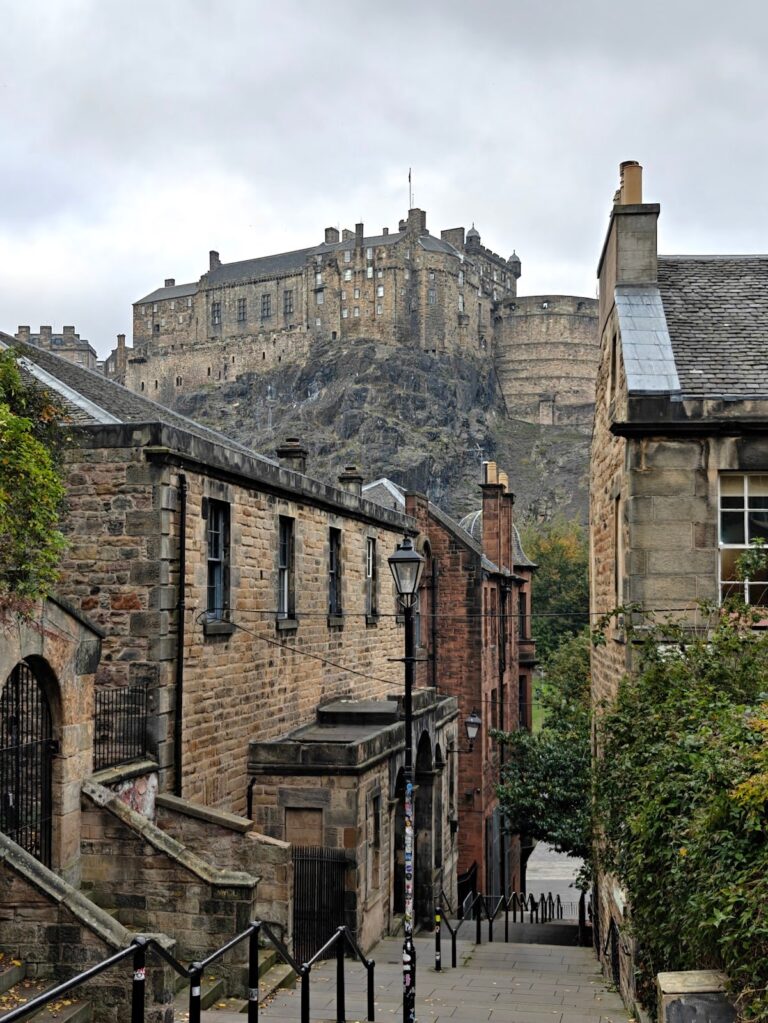 Highlights from MEMRISYS 2025 | Memristors and Neuromorphic computing @ UTU